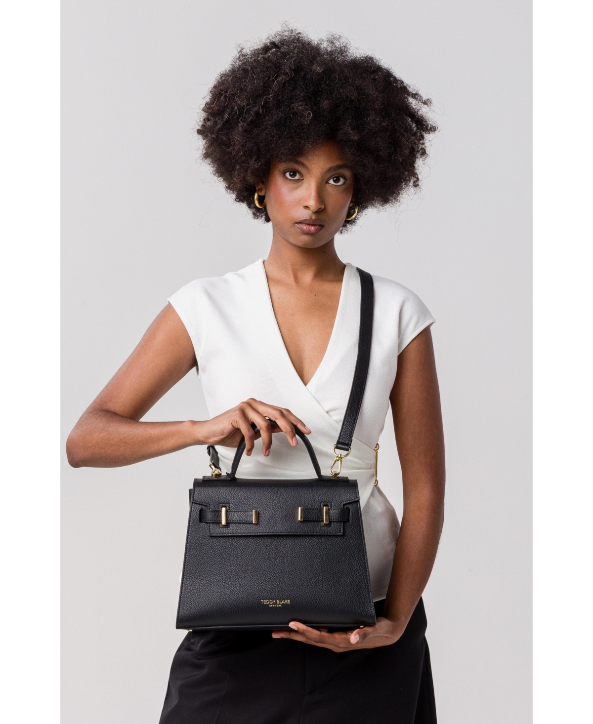 Click here for Ava Dollarino 11" - Black prices