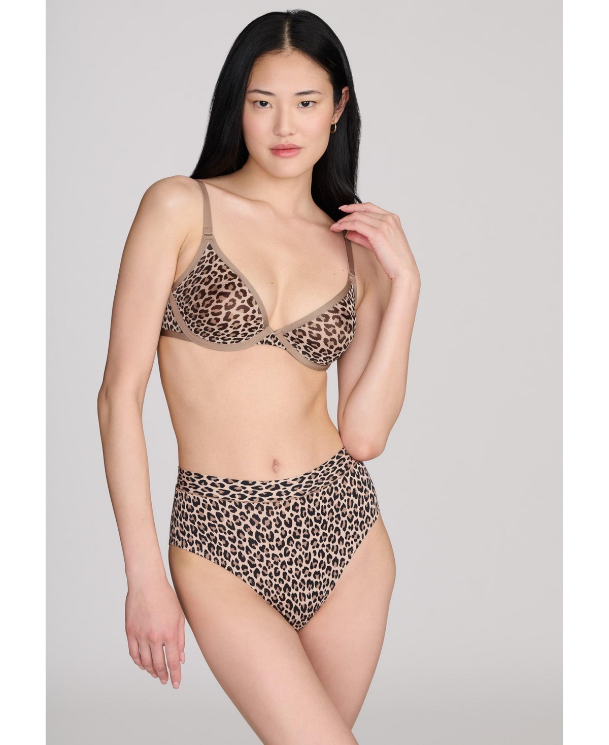 Click here for Cuup Womens The Plunge - Mesh - Iconic leopard prices