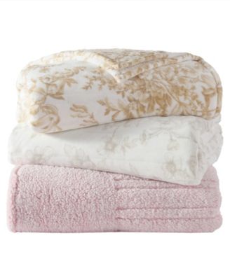 Click here for Laura Ashley Wistful Blooms Printed Plush Heated B... prices