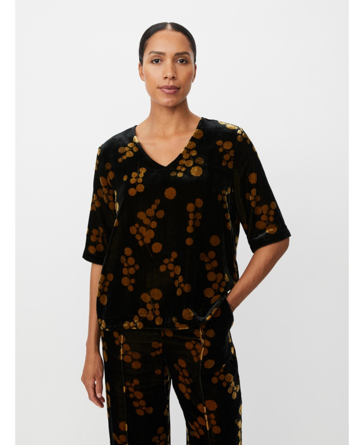 Click here for Masai Copenhagen Womens Estela V-Neck Short Sleeve... prices