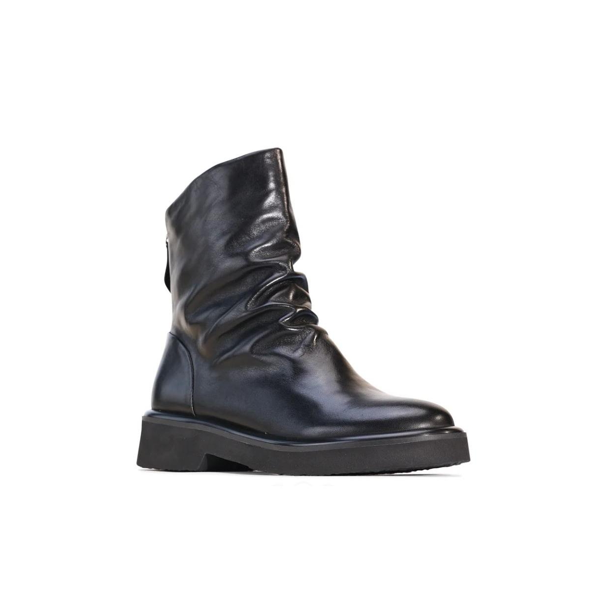 Click here for Eos Footwear Womens Theonie Boot - Black prices
