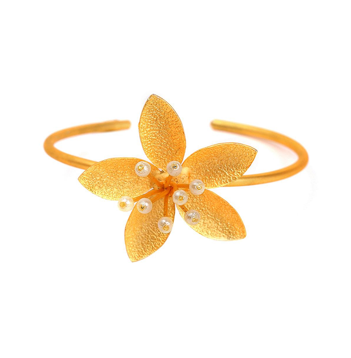 Click here for Sohi Womens Flower Statement Bracelet - Gold prices