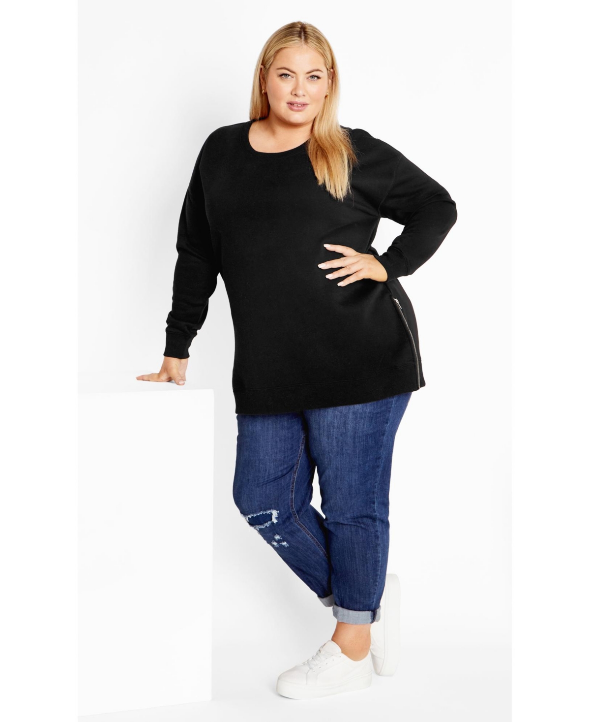 Click here for Avenue Womens Jade Longline Zip Top - Black prices