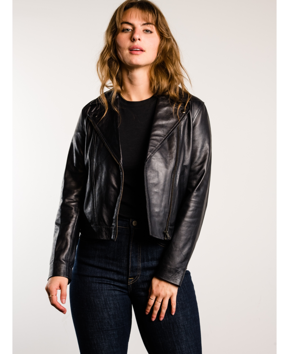 Click here for Able Plus Size Maha Leather Jacket - Black prices
