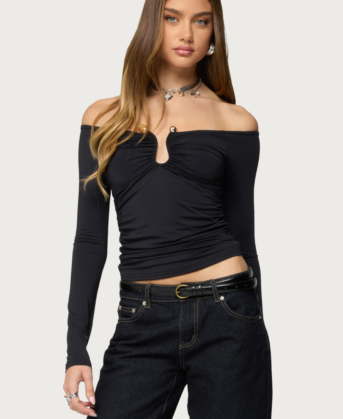 Click here for Edikted Womens Halle Curved U Off Shoulder Top - B... prices