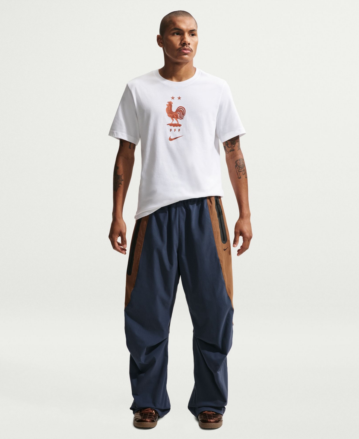 Click here for Nike Mens France Soccer Crewneck T-Shirt - White prices