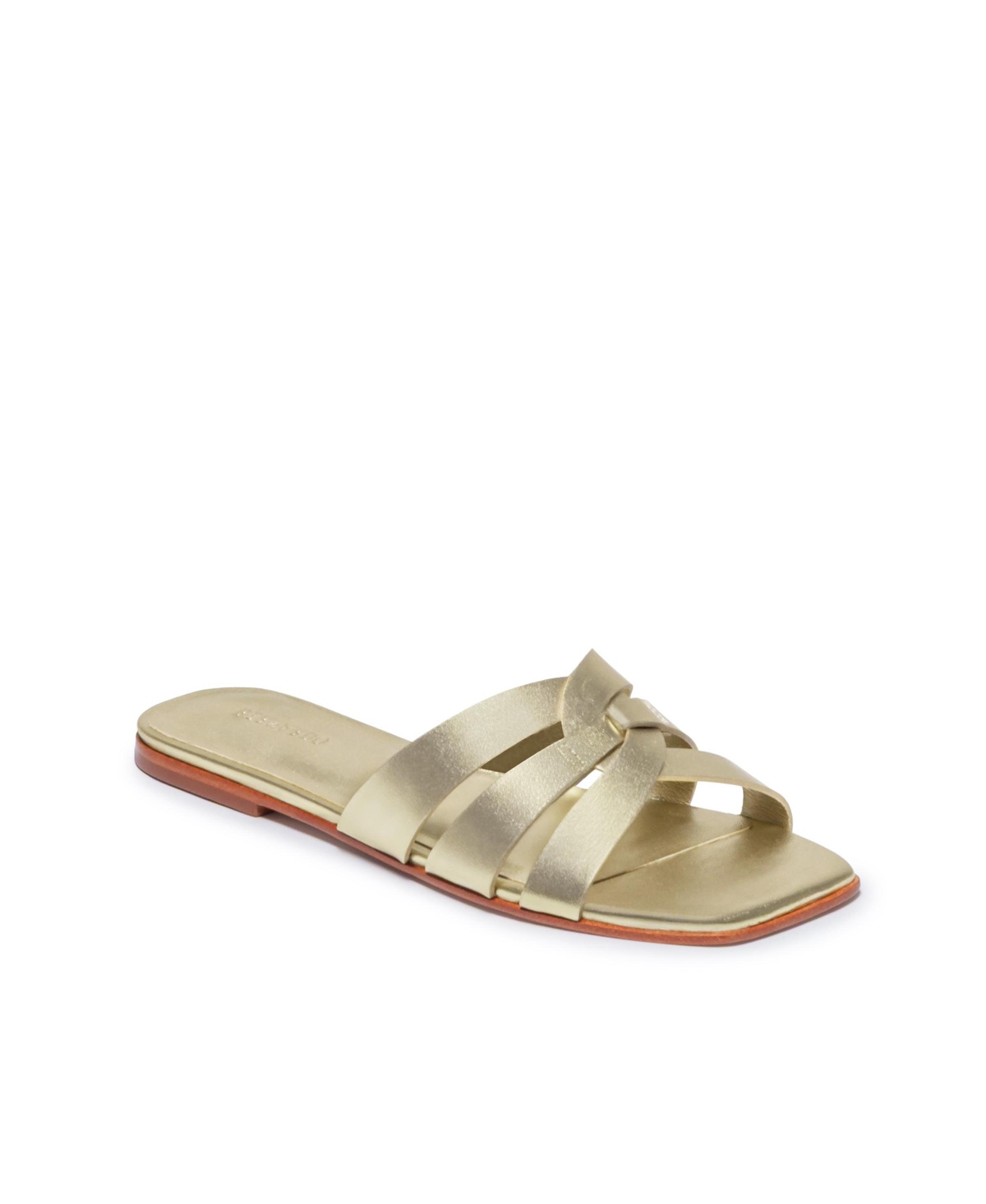 Click here for Bernardo Womens Oxford Slip On Sandal - Champagne prices