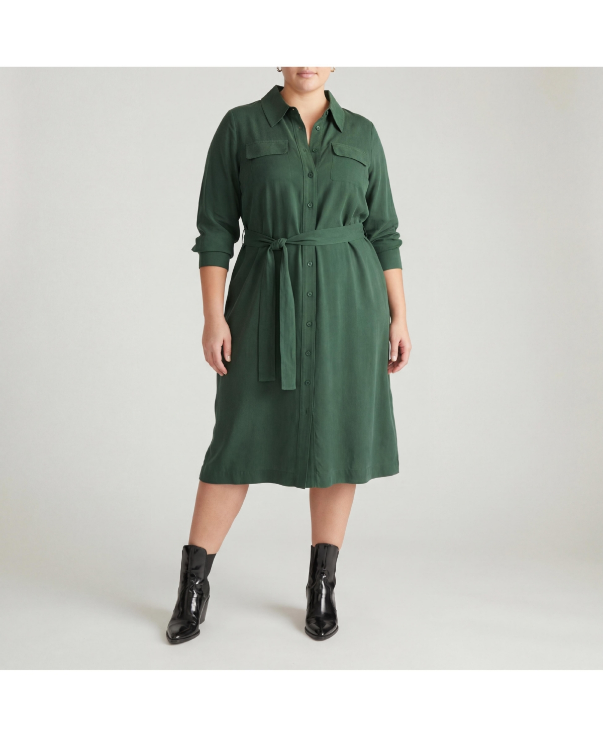 Click here for Universal Standard Womens Plus Size Cooling Stretc... prices