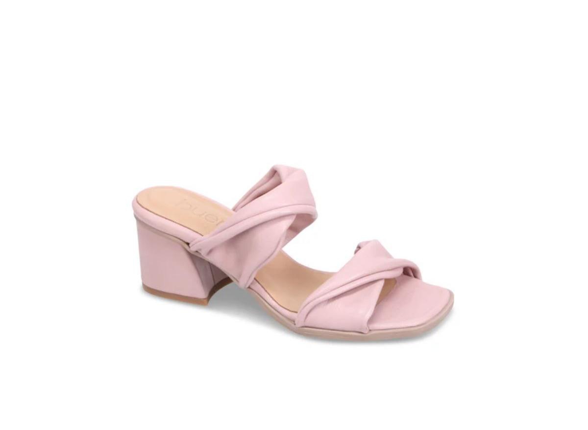 Click here for Bueno Penelope Sandal - Dusty mauve prices