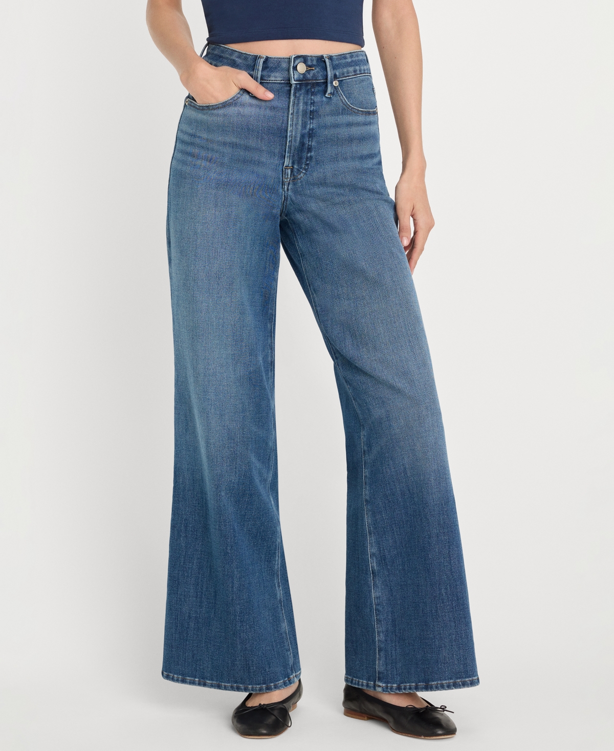 Click here for Good American Petite Flare Leg Ankle Jeans - Indig... prices