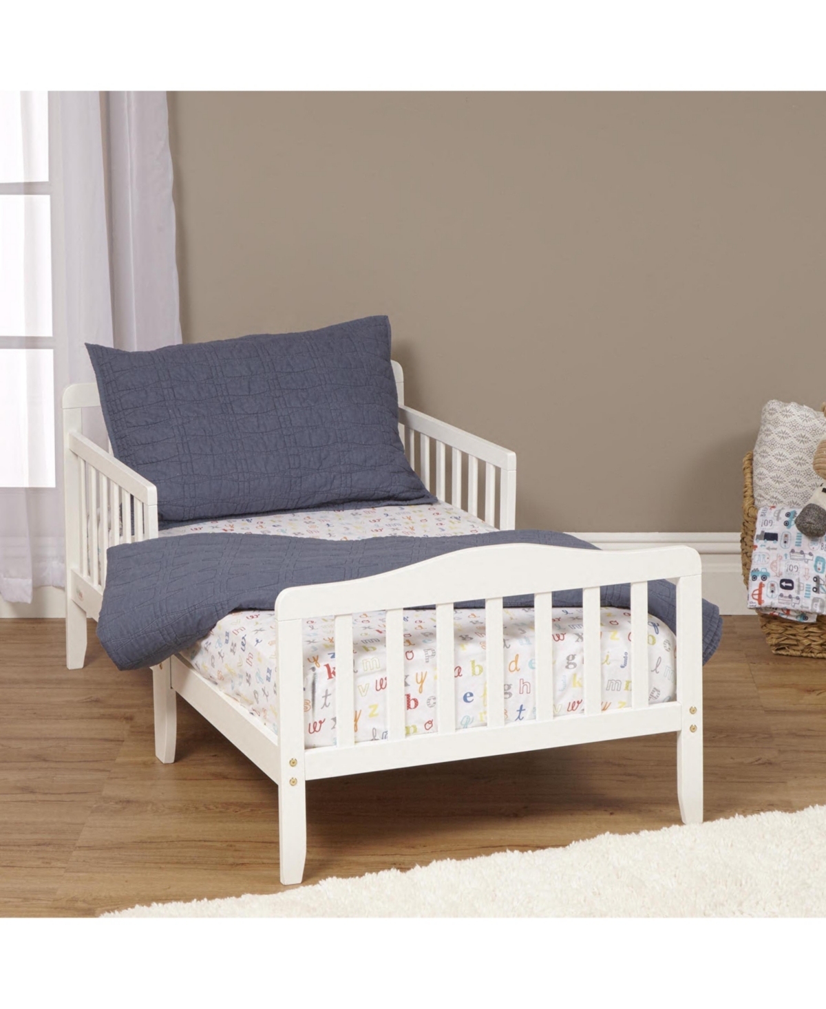 Click here for flynama Rockport Reversible Panel Toddler Bed Soli... prices