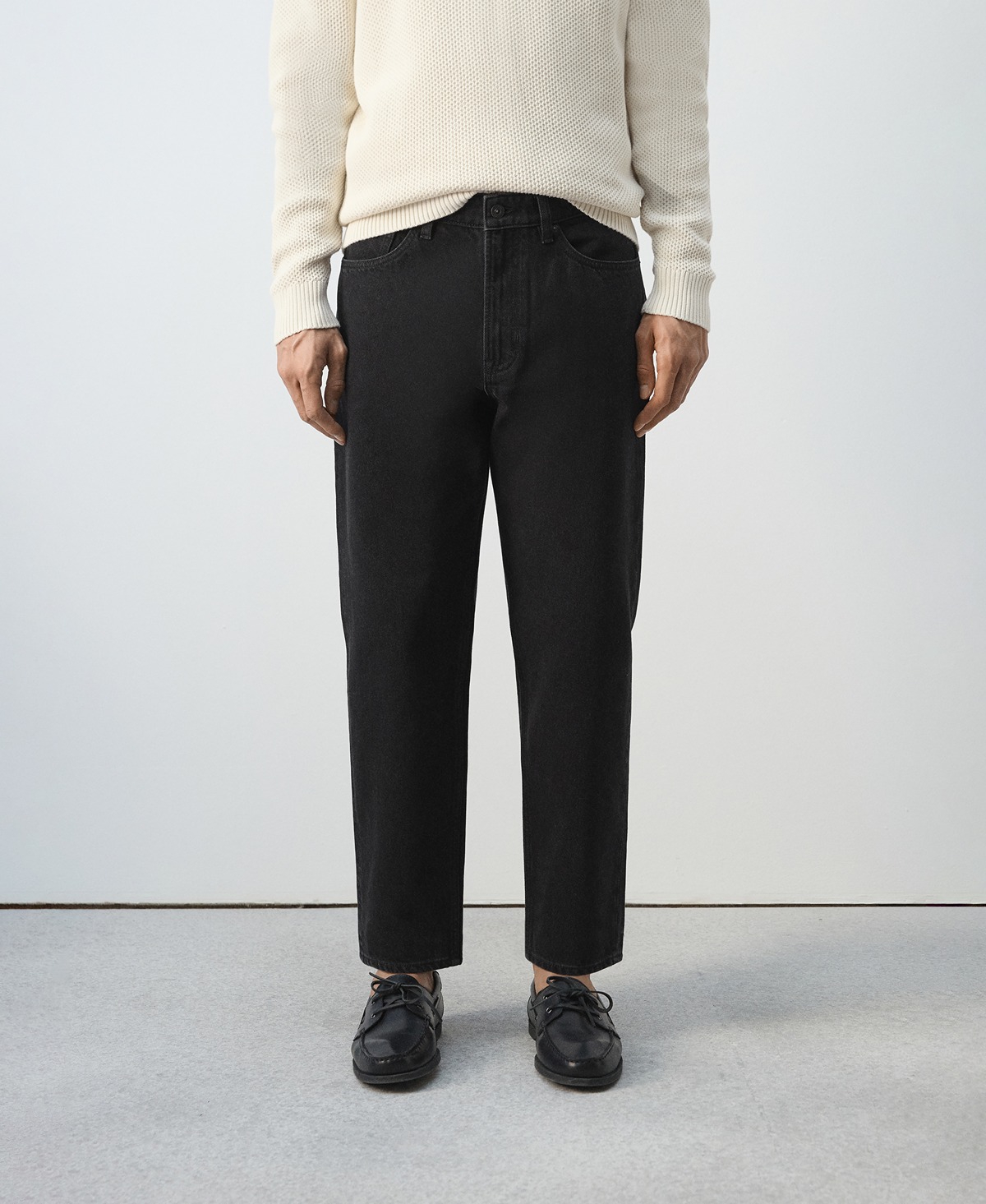 Click here for Mango Mens Sammy Cropped Carrot-Fit Jeans - Black... prices