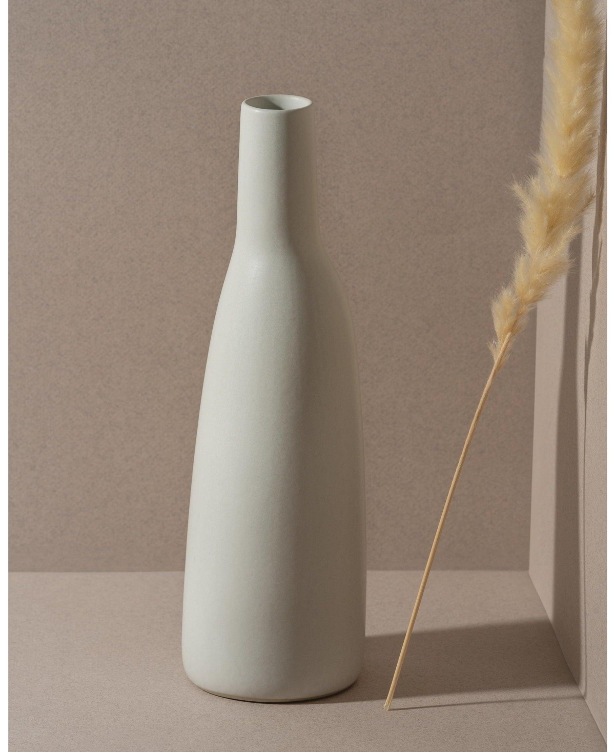 Click here for Gharyan Stoneware Carafe/Bottle Dadasi - Matte whi... prices