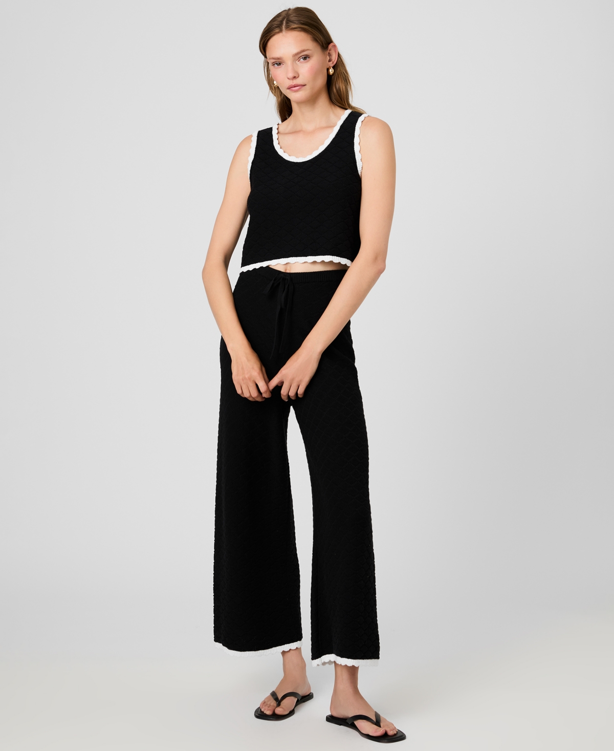 Click here for French Connection Womens Sleeveless Scoop Neck Cot... prices