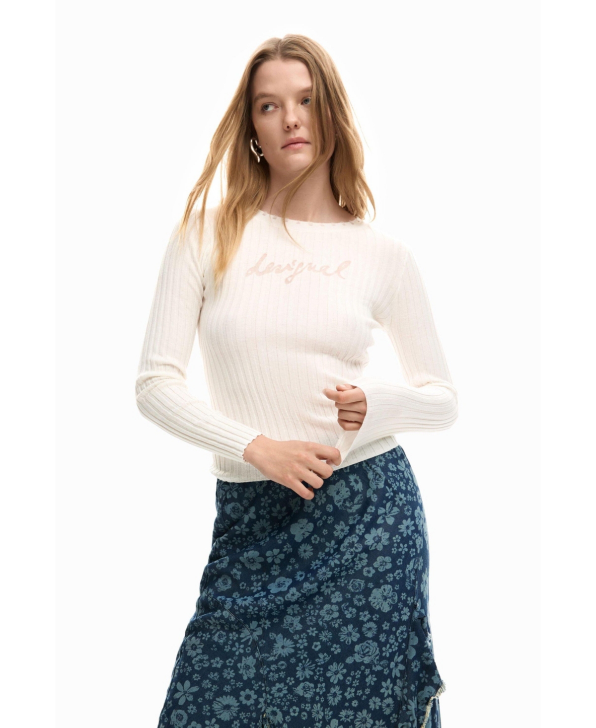 Click here for Desigual Womens Ribbed T-shirt logo - White prices