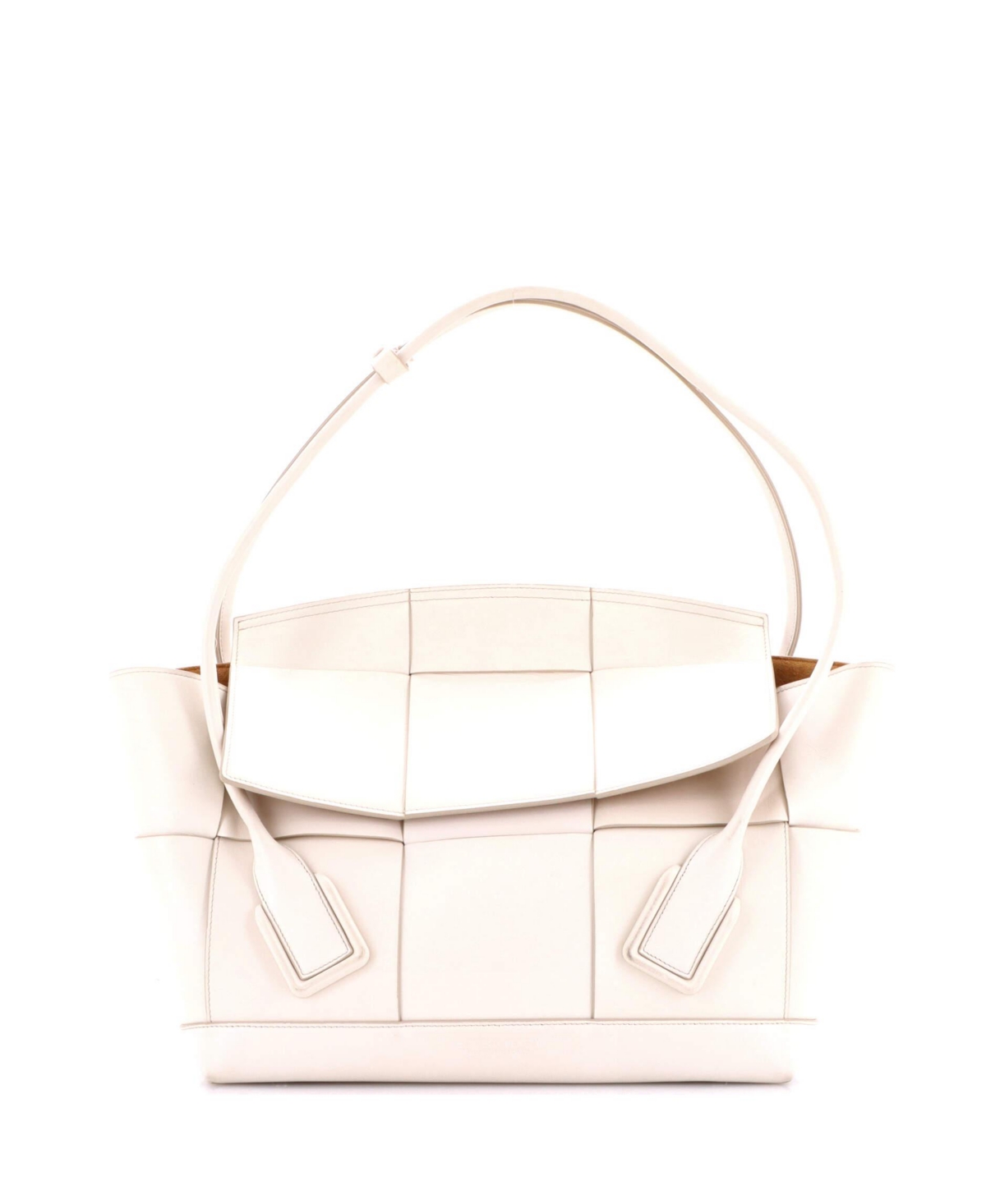 Click here for Pre-Owned Bottega Veneta Medium Arco Bag Maxi Intr... prices