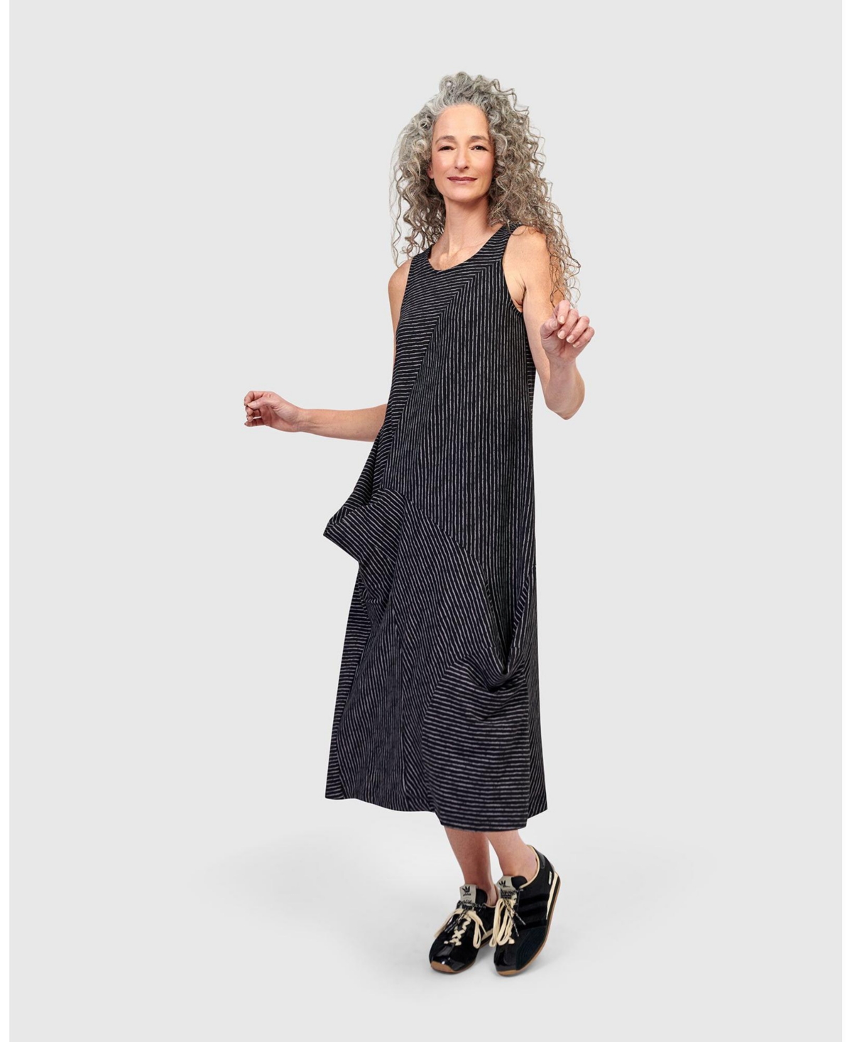 Click here for Alembika Womens Urban Sahara Midi Dress - Black prices