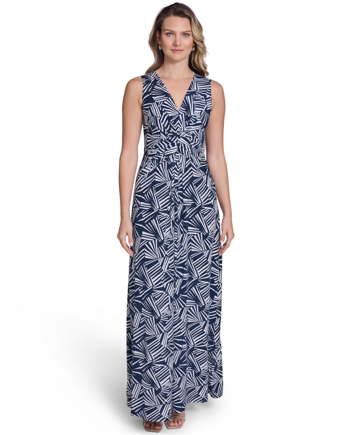 Click here for Jessica Howard Petite Sleeveless V-Neck Maxi Dress... prices