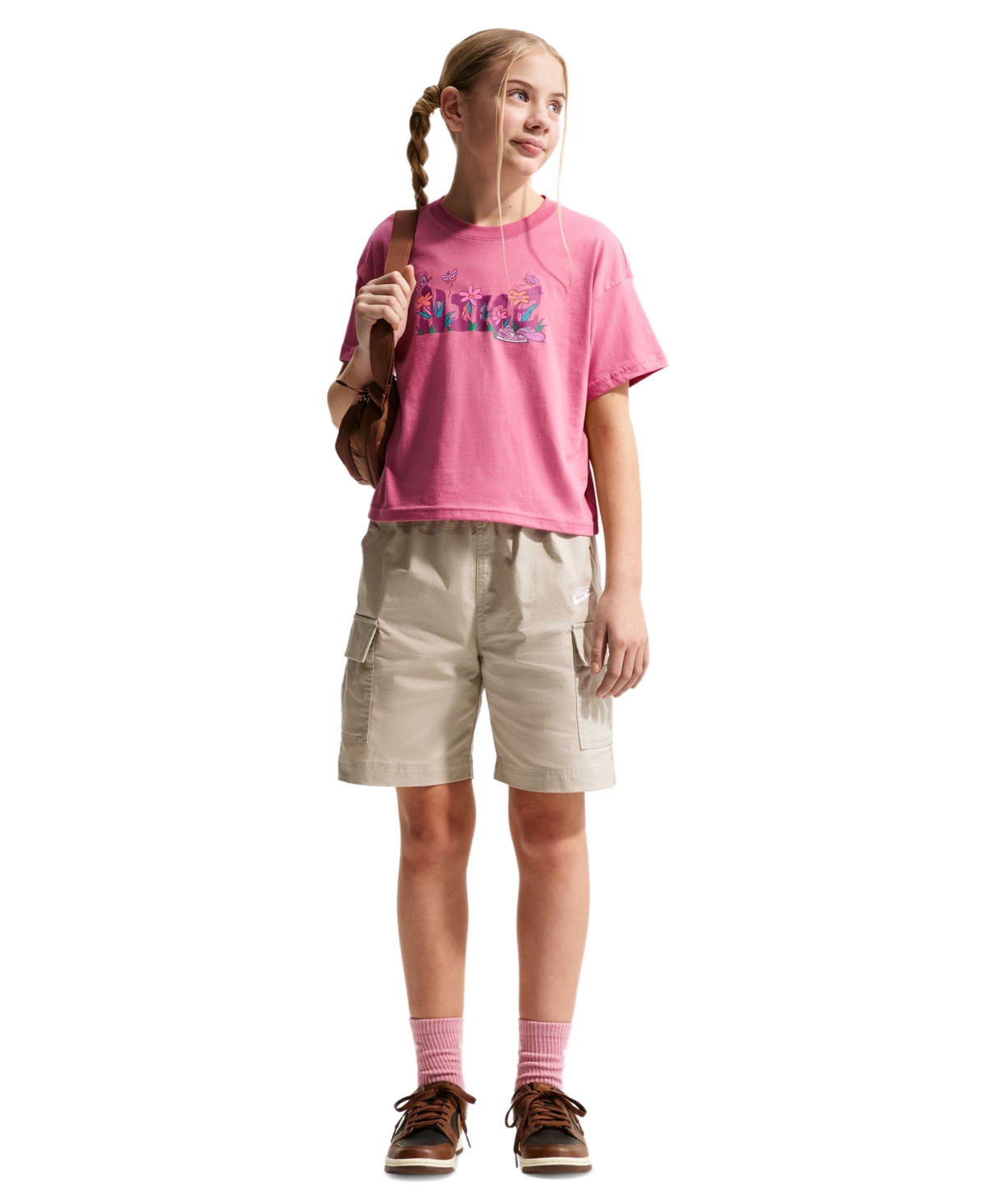 Click here for Nike Sportswear Girls Short-Sleeve T-Shirt - Peony prices