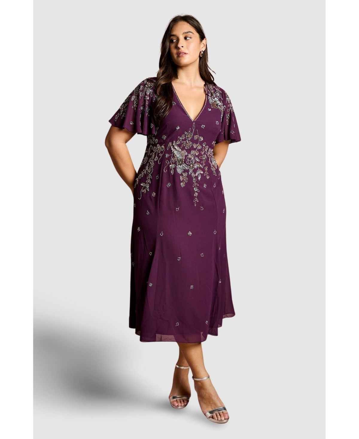 Click here for Coast Plus Size Floral Embellished Midi Womens Dre... prices