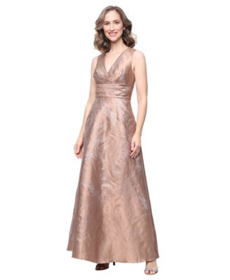 Click here for Alex Evenings Womens Jacquard Gown prices