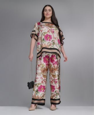 Click here for Karl Lagerfeld Paris Oversized Boat Neck Printed F... prices