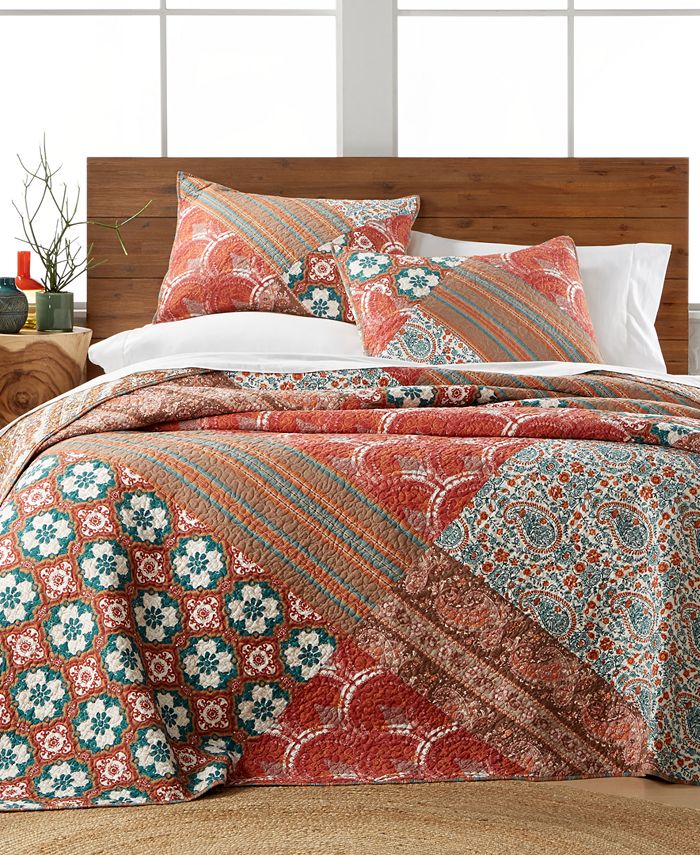Peking CLOSEOUT! Granada Full/Queen Quilt - Macy's