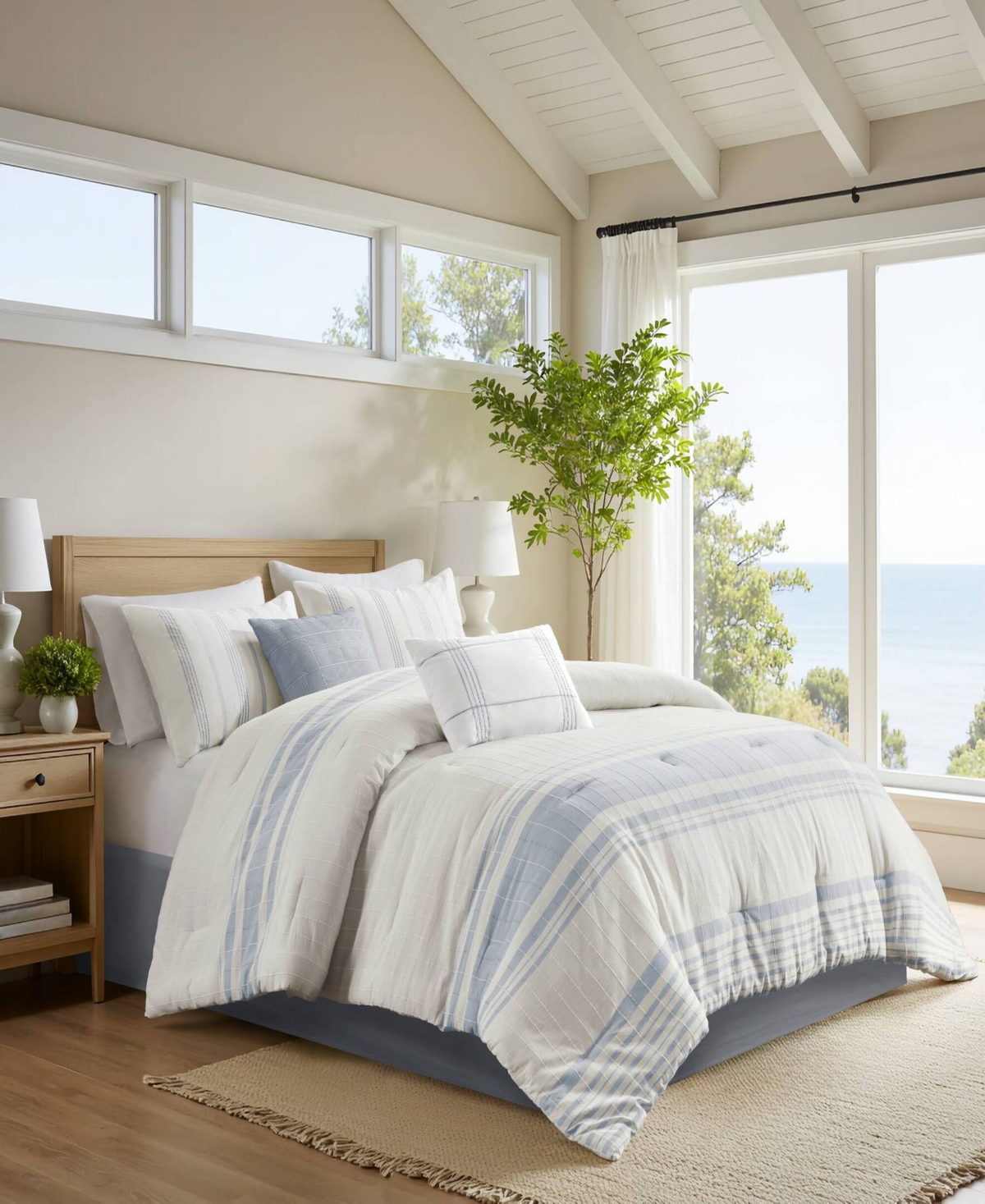 Click here for Harbor House Morgan Jacquard 6-Pc. Comforter Set... prices