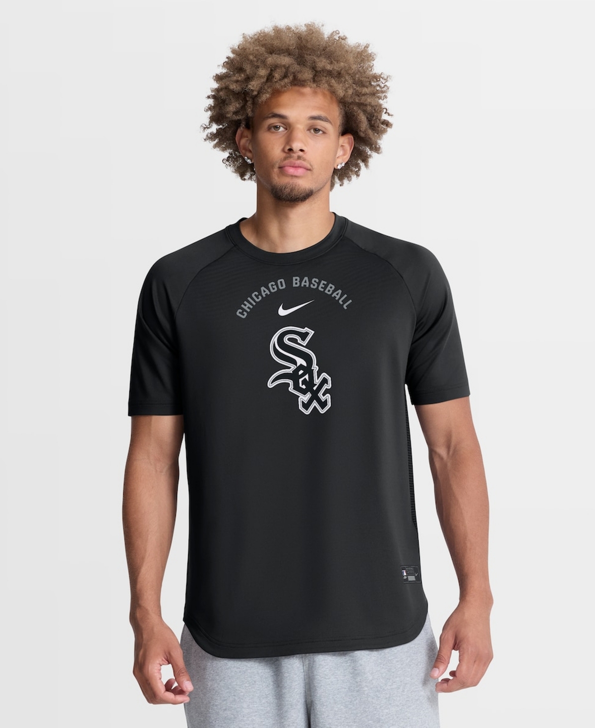 Click here for Nike Mens Black Chicago White Sox Authentic Collec... prices