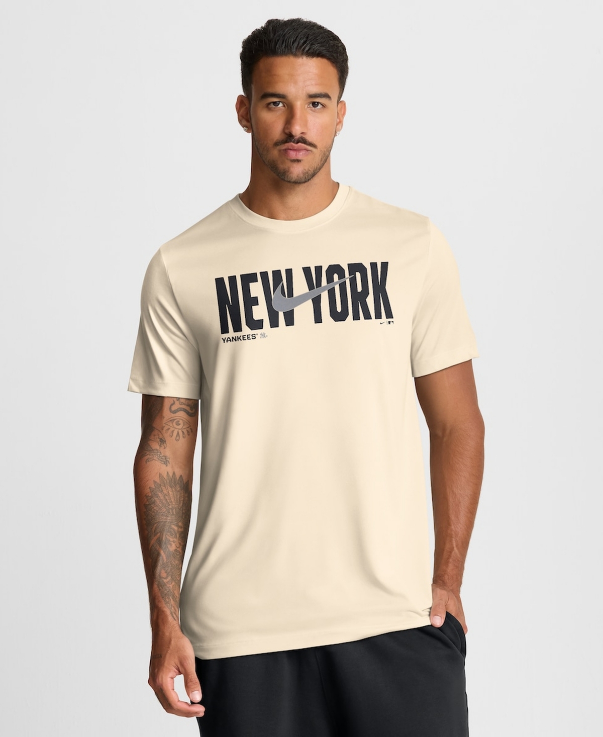 Click here for Nike Mens Cream New York Yankees Swoosh Legend Dri... prices