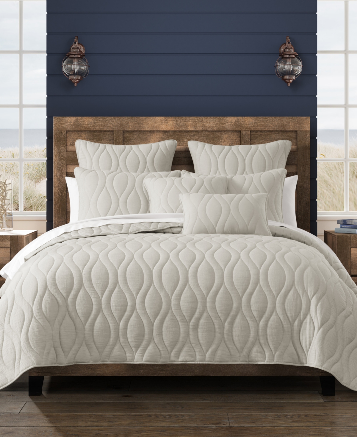 Click here for Salt Life Cove Geometric 3-Piece Quilt Set  King/C... prices