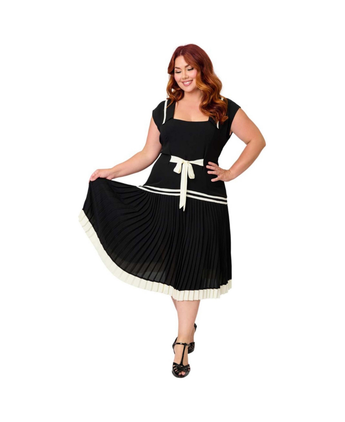 Click here for Unique Vintage Plus Size Pleated Flapper Day Dress... prices