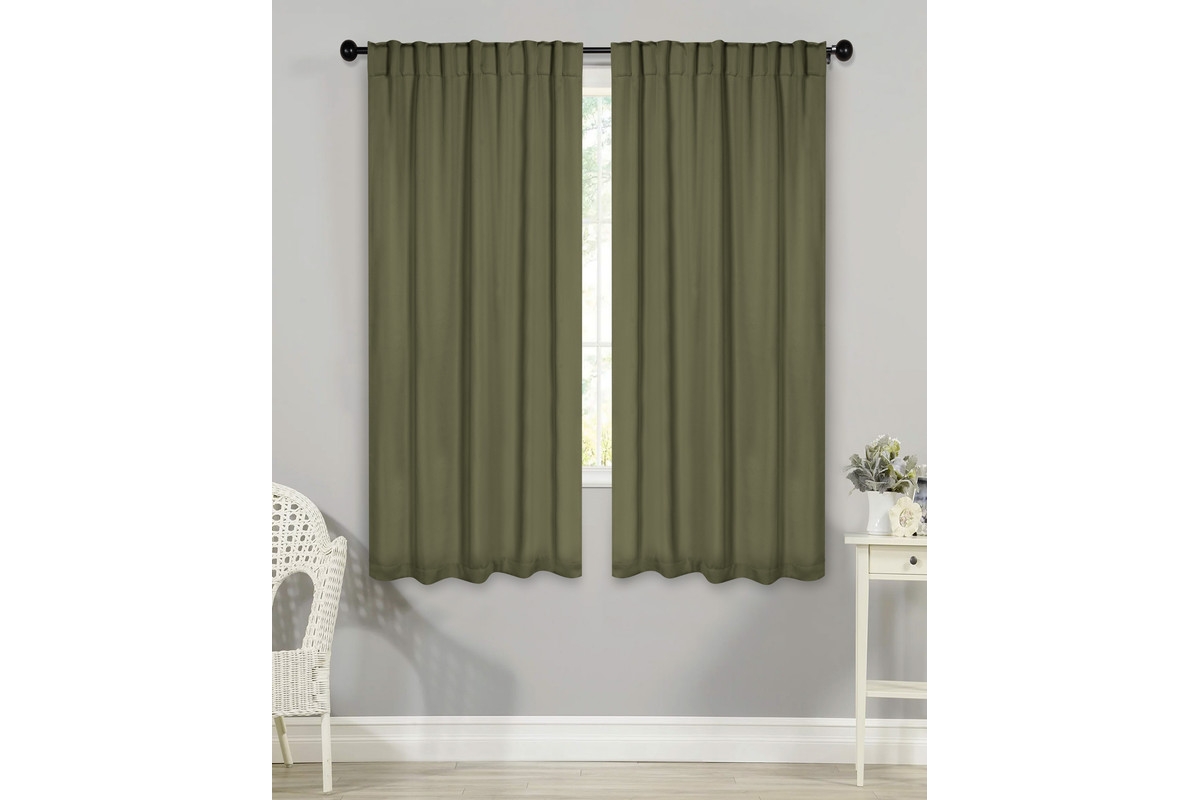 Click here for Superior Solid Machine Washable Room Darkening Bla... prices