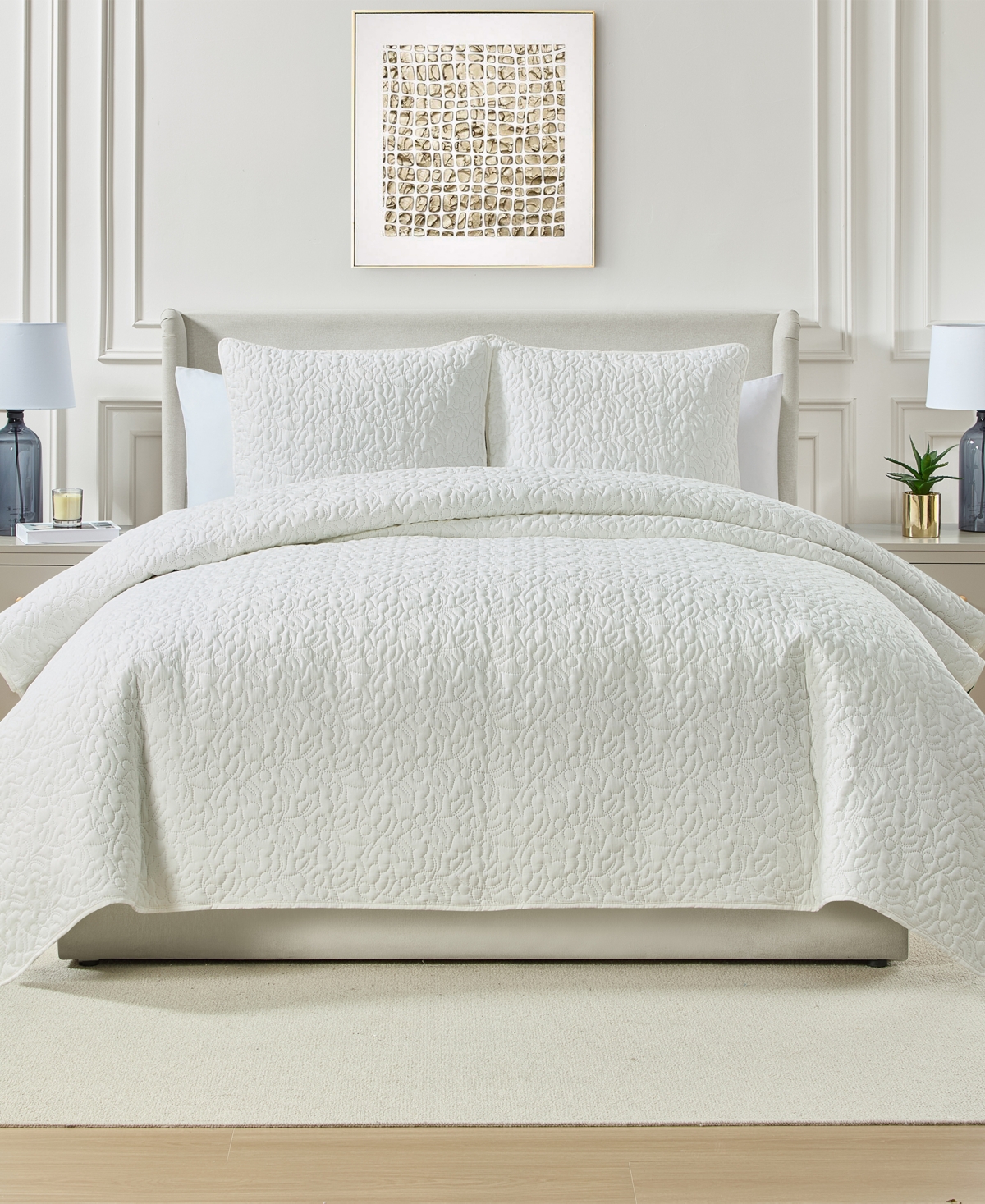Click here for Seventh Studio Holly Pinsonic Quilted 3-Piece Quil... prices