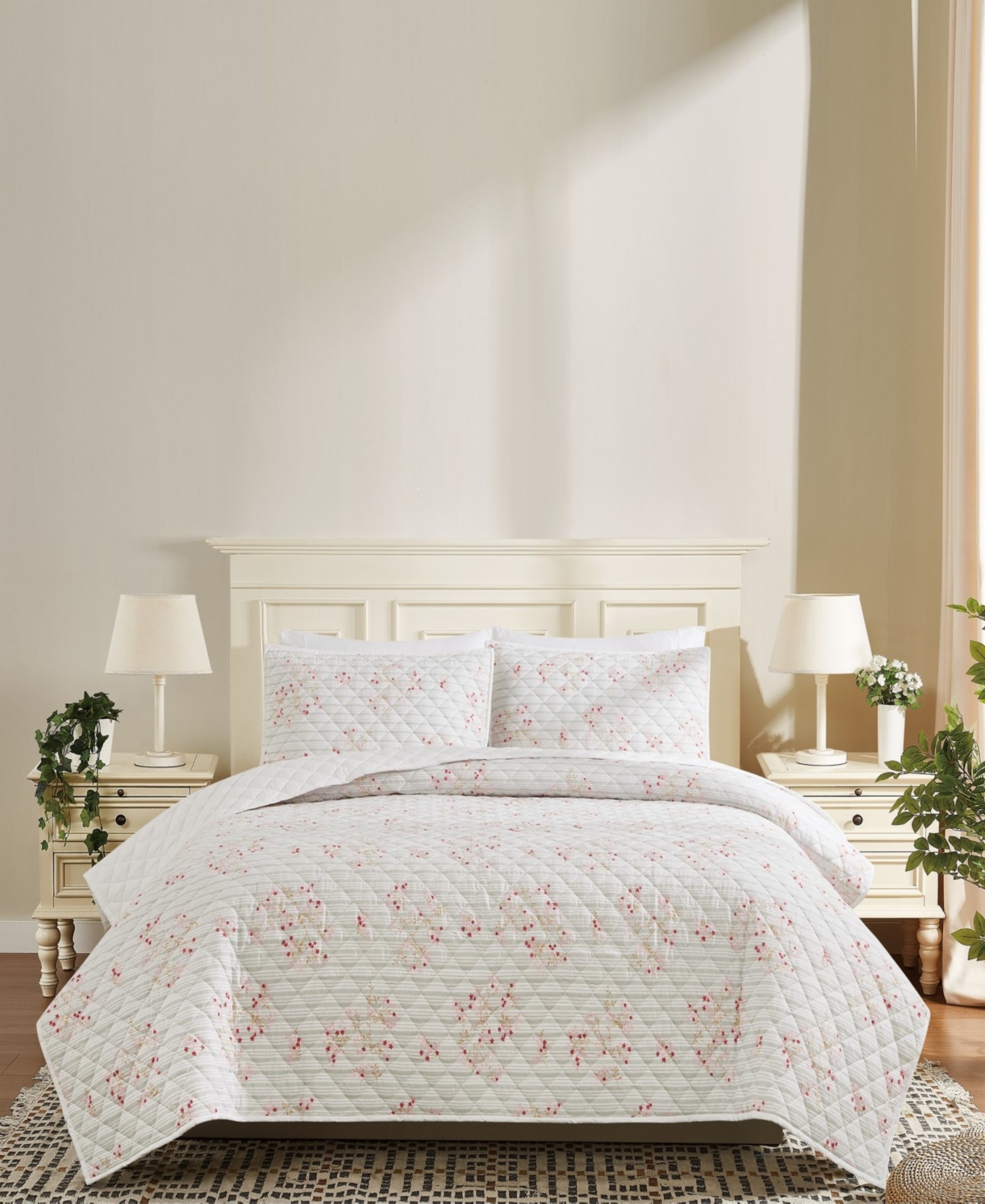 Click here for Cottage Classics Emma Floral 2-Piece Quilt Set  Tw... prices