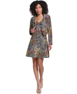 Click here for Karl Lagerfeld Paris Womens Floral Tapestry Fit Fl... prices