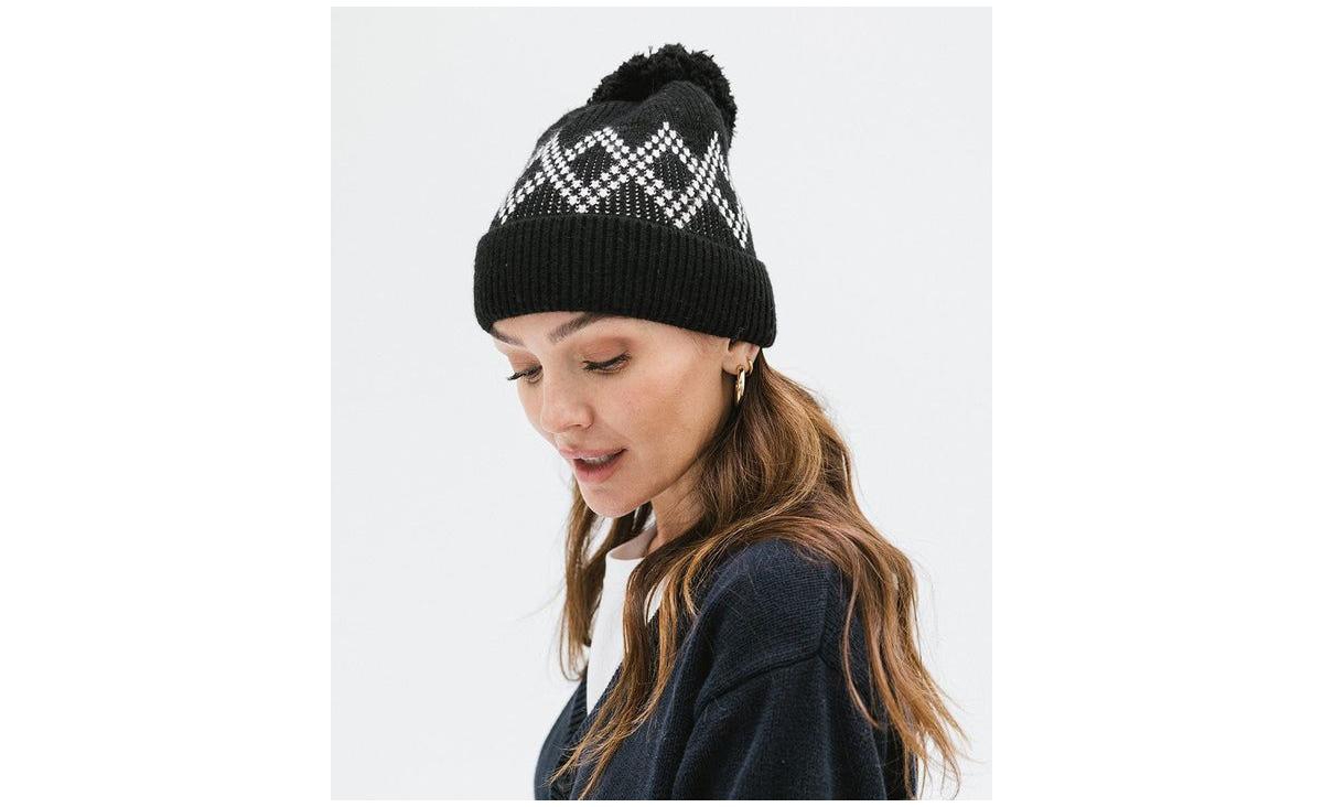 Click here for Gigi Pip Womens Retro Ski Style Winter Hat with Fl... prices