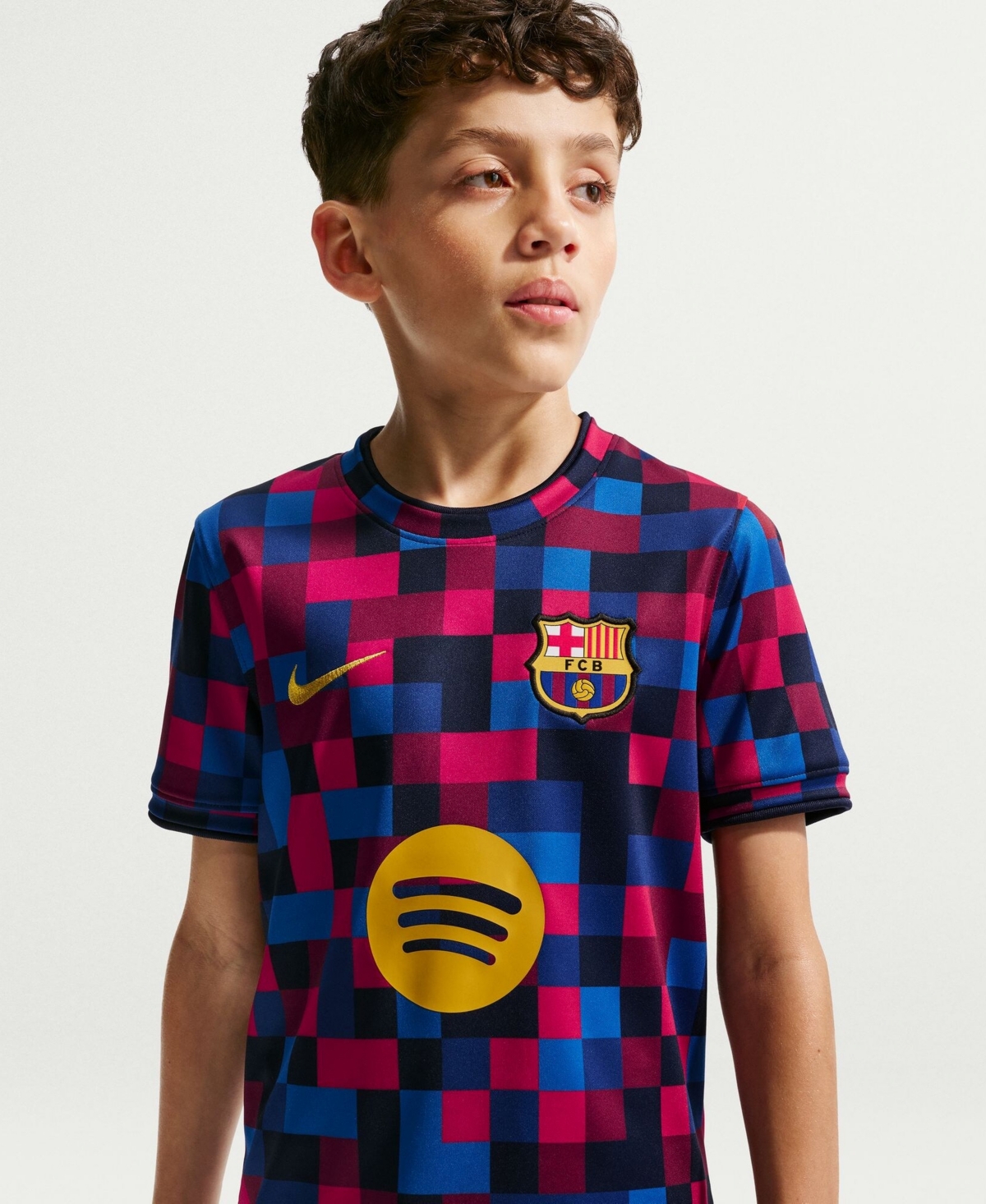 Click here for Nike Big Boys and Girls Garnet Barcelona 2026/27 H... prices