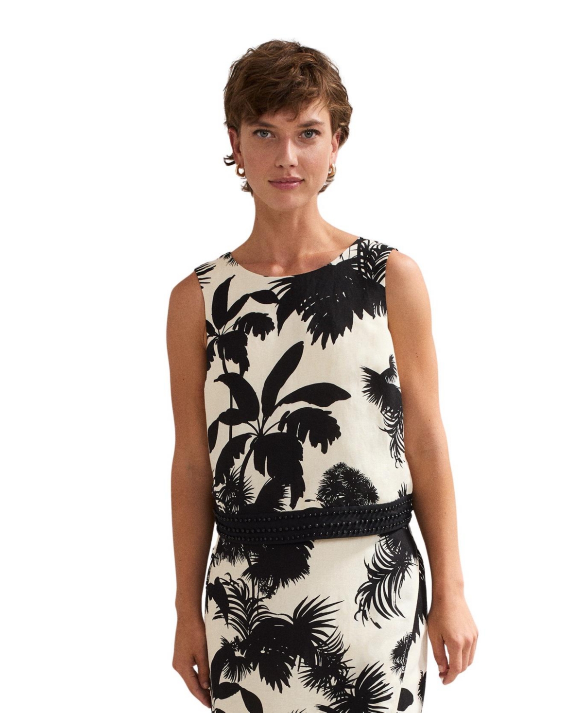 Click here for Phase Eight Womens Vittoria Beaded Sleeveless Line... prices