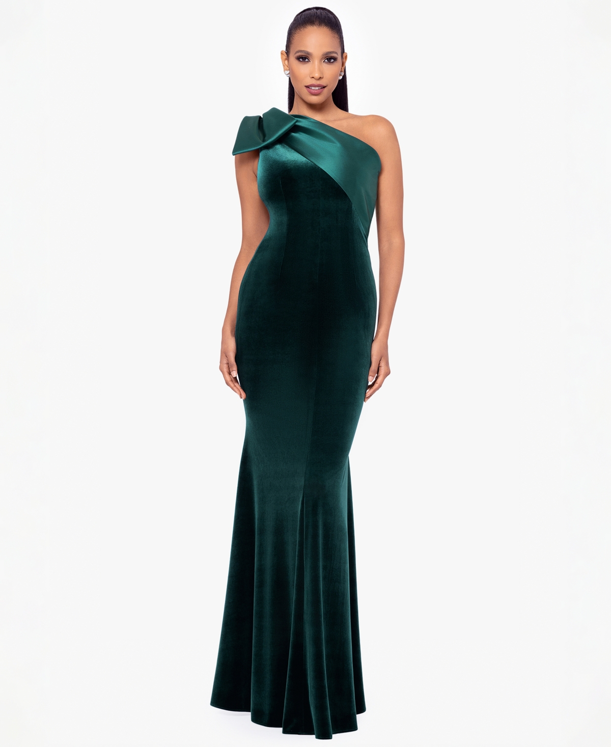 Click here for Betsy & Adam Womens One-Shoulder Velvet Gown with... prices
