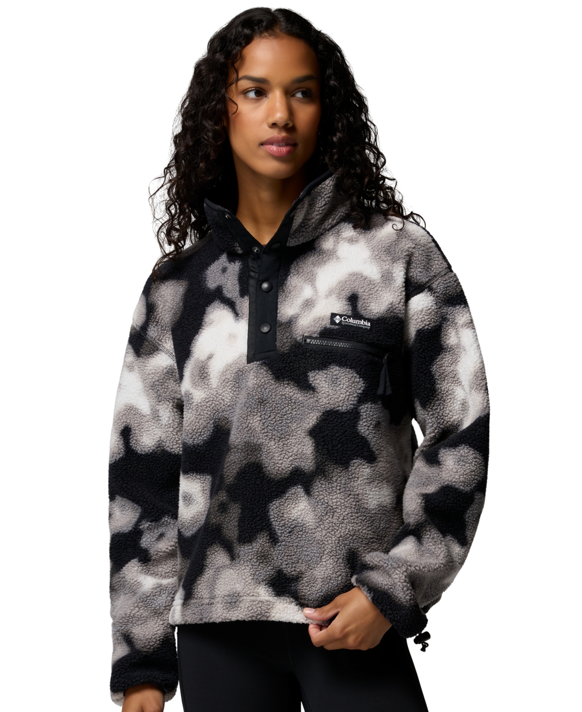 Click here for Columbia Womens Helvetia Ii Printed Cropped Half-S... prices