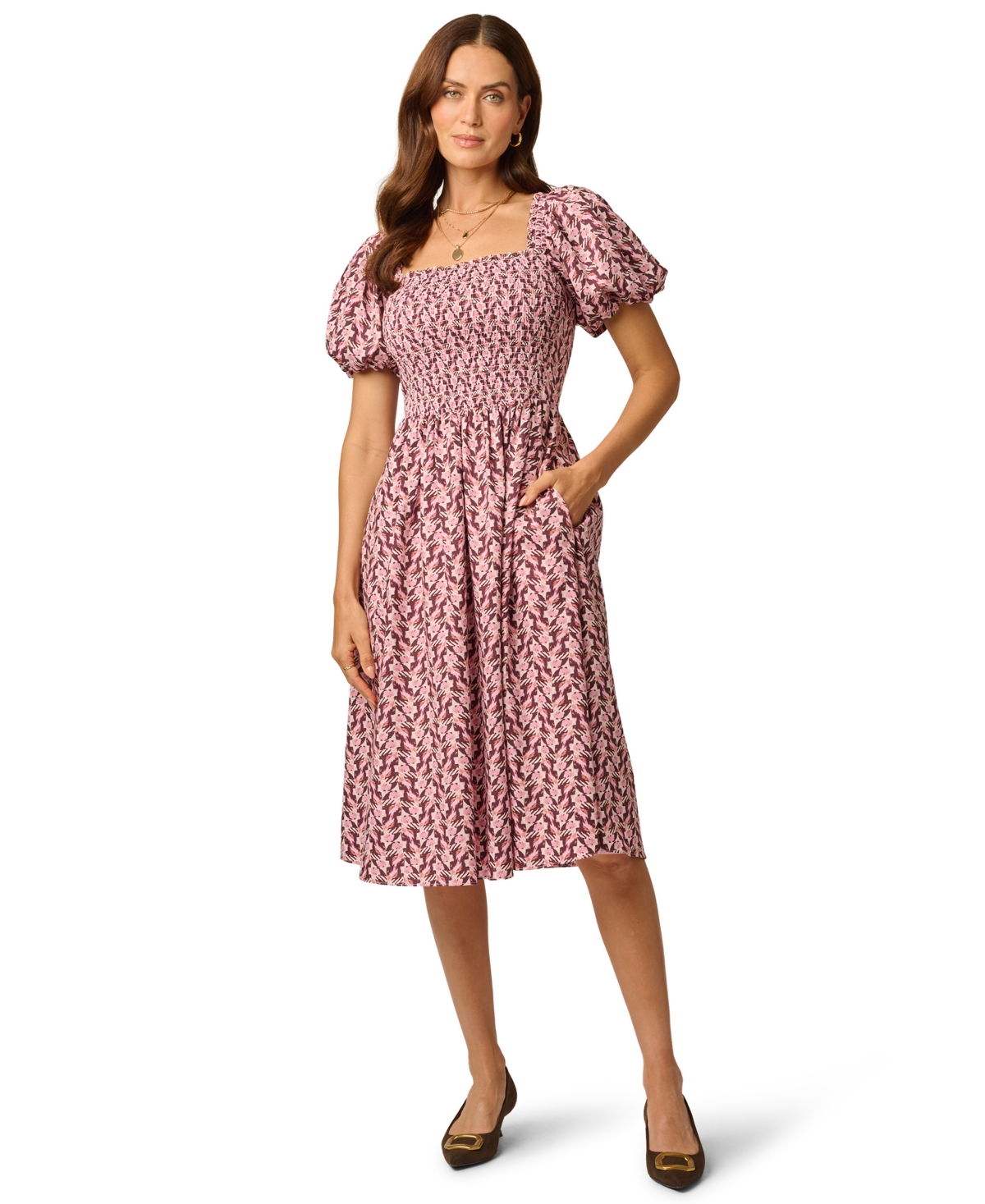 Click here for Adrianna Papell Womens Blaire Smocked Floral-Print... prices