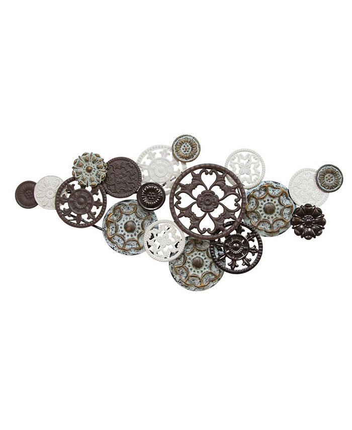 Stratton Home Décor Stratton Home Decor Antique medallion cluster Wall ...