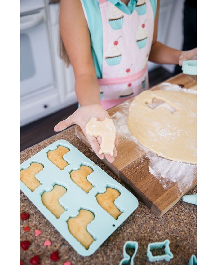 Handstand Kitchen 19- Pieces Llama Love Baking Set - Macy's