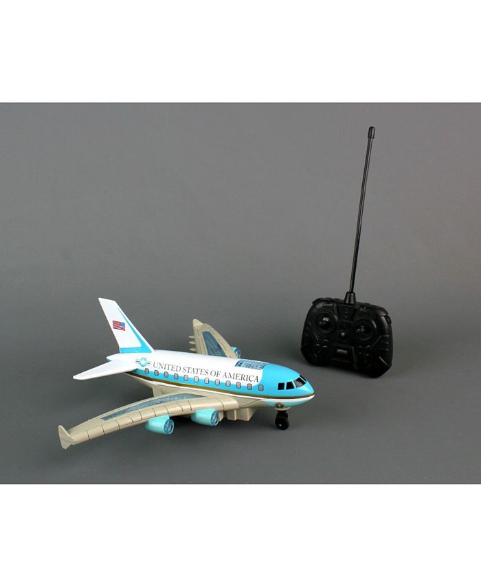 Daron Worldwide Trading Inc. Daron Radio Control Air Force One Plane ...