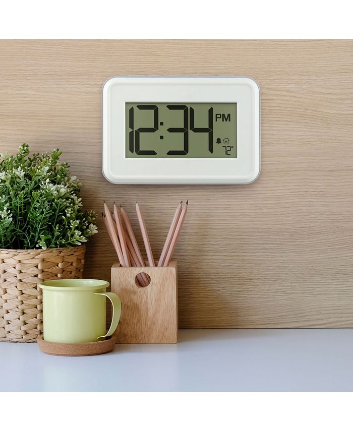 La Crosse Technology Digital Wall Clock with Temperature Countdown ...