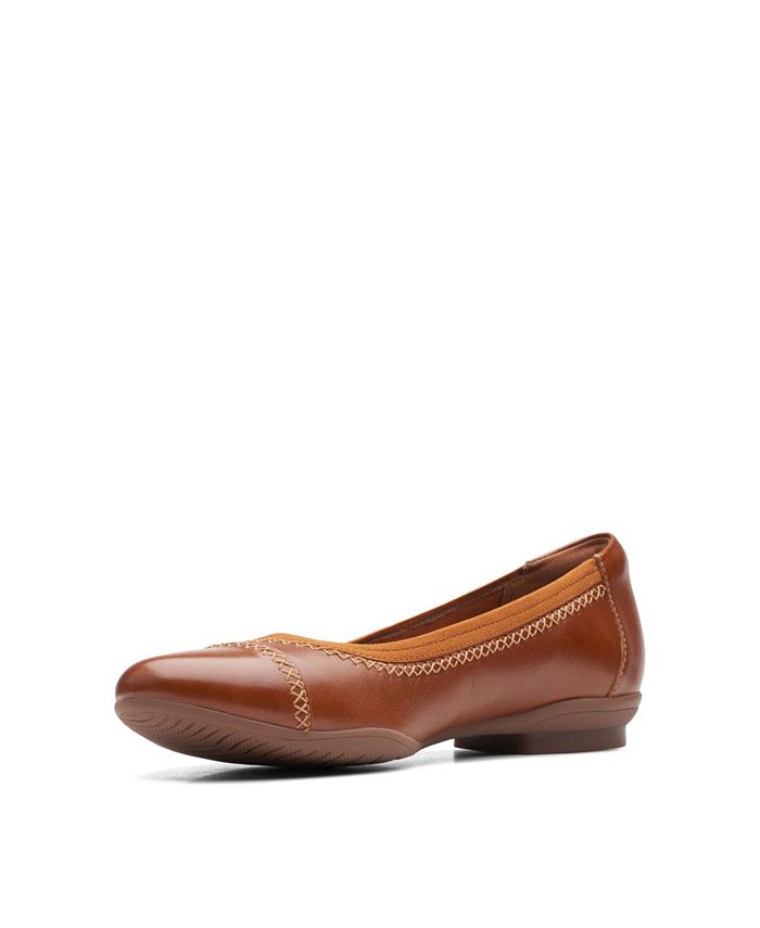 Clarks Women's Collection Sara Bay Pump Shoes - Macy's