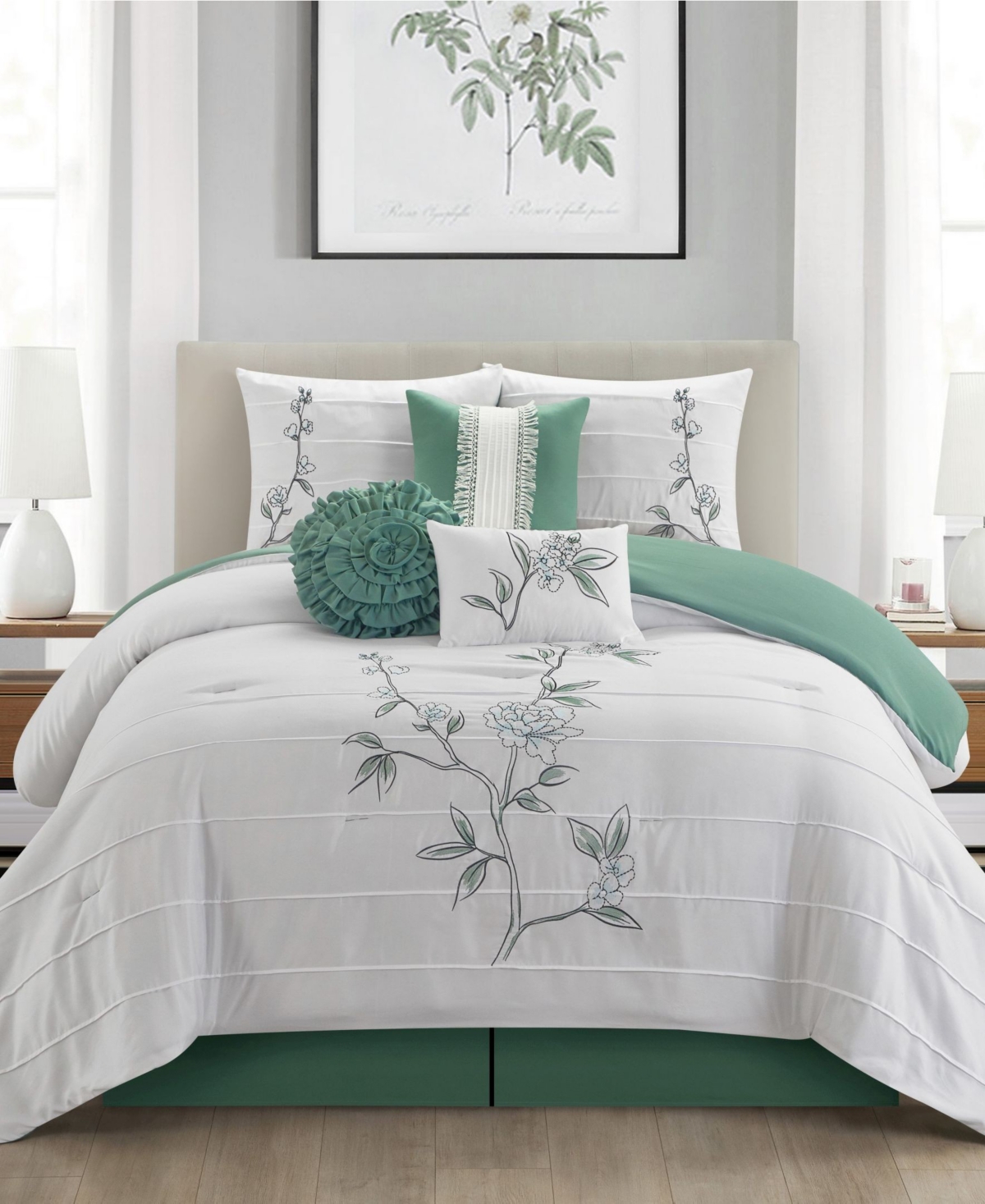 Click here for Stratford Park Mona 7-Piece Comforter Set  Queen -... prices
