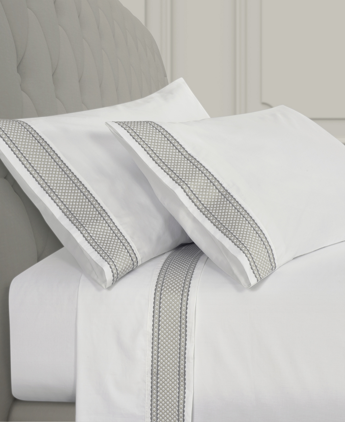 Click here for J Queen New York Monarch 4-Pc. Sheet Set  King - S... prices