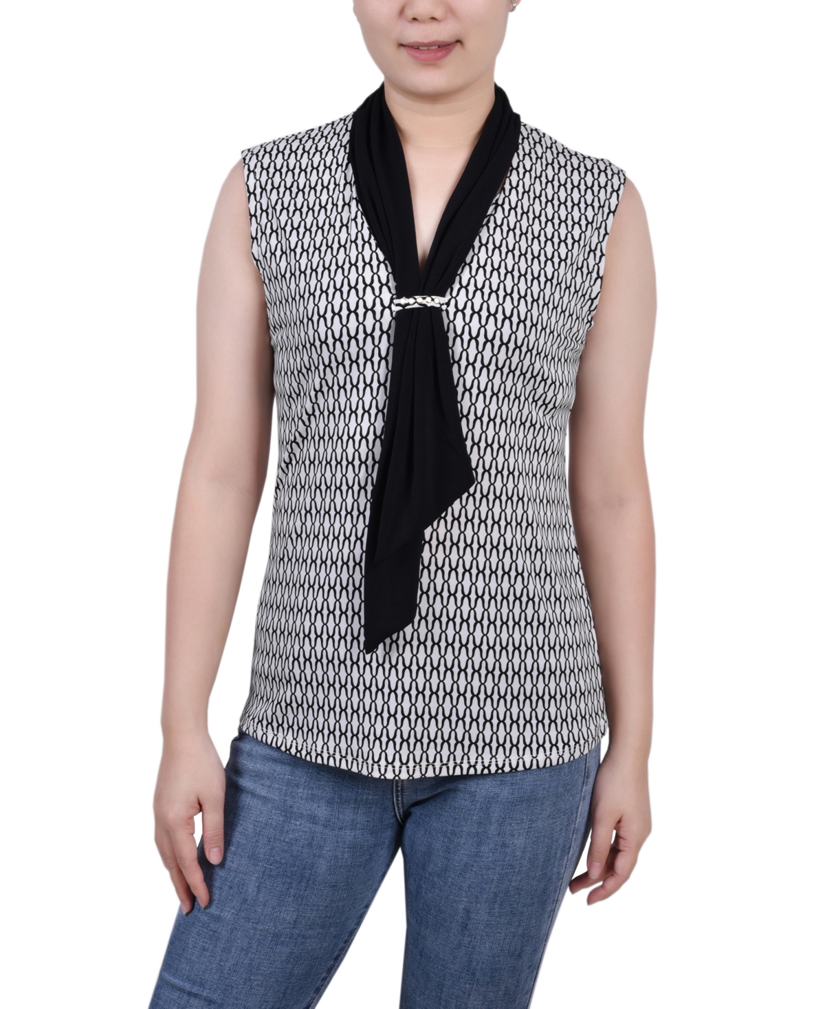 Click here for Petite Sleeveless Scarf Top - Black White Justin prices